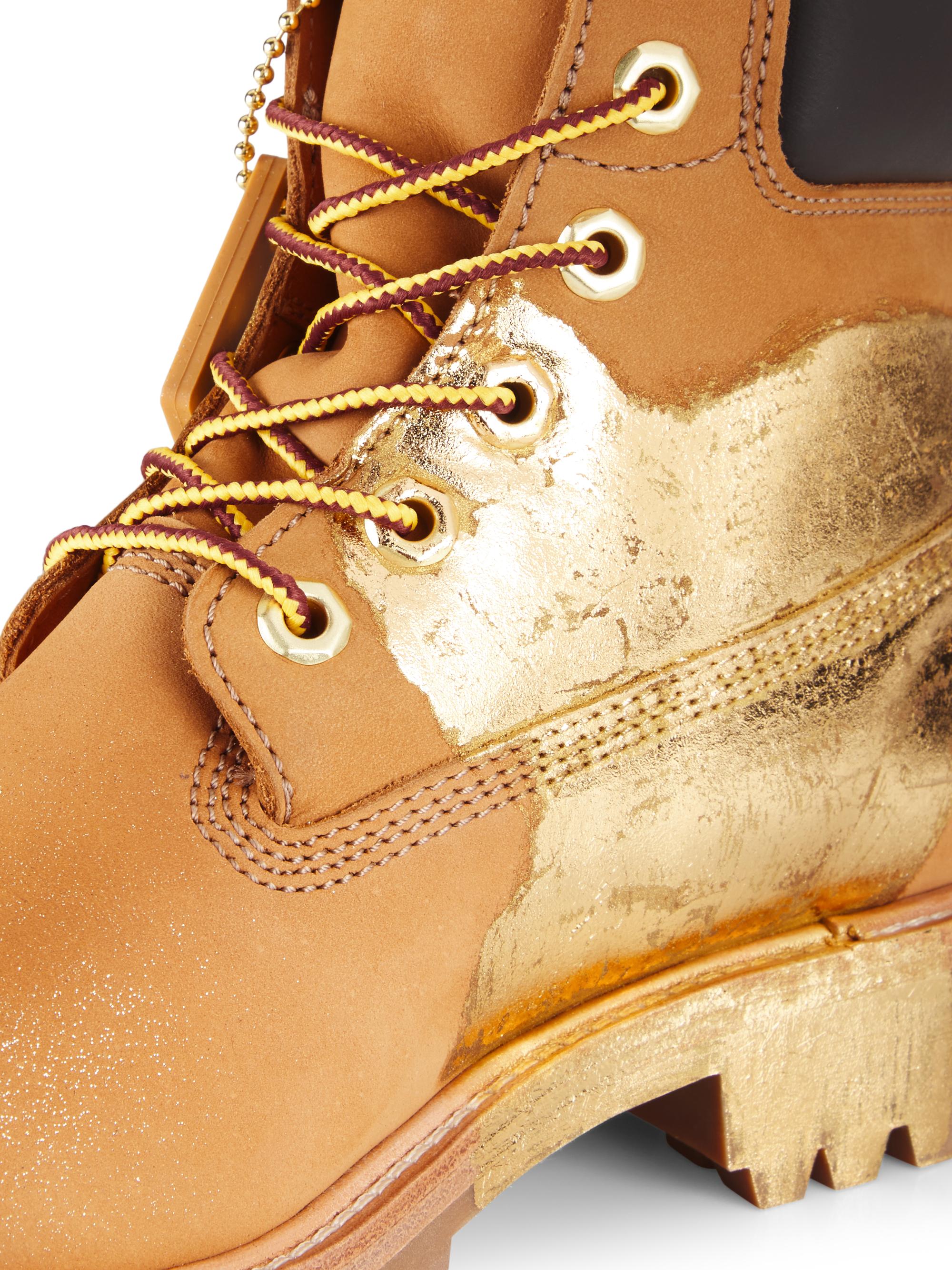 White Timberland Boots With Gold Chain